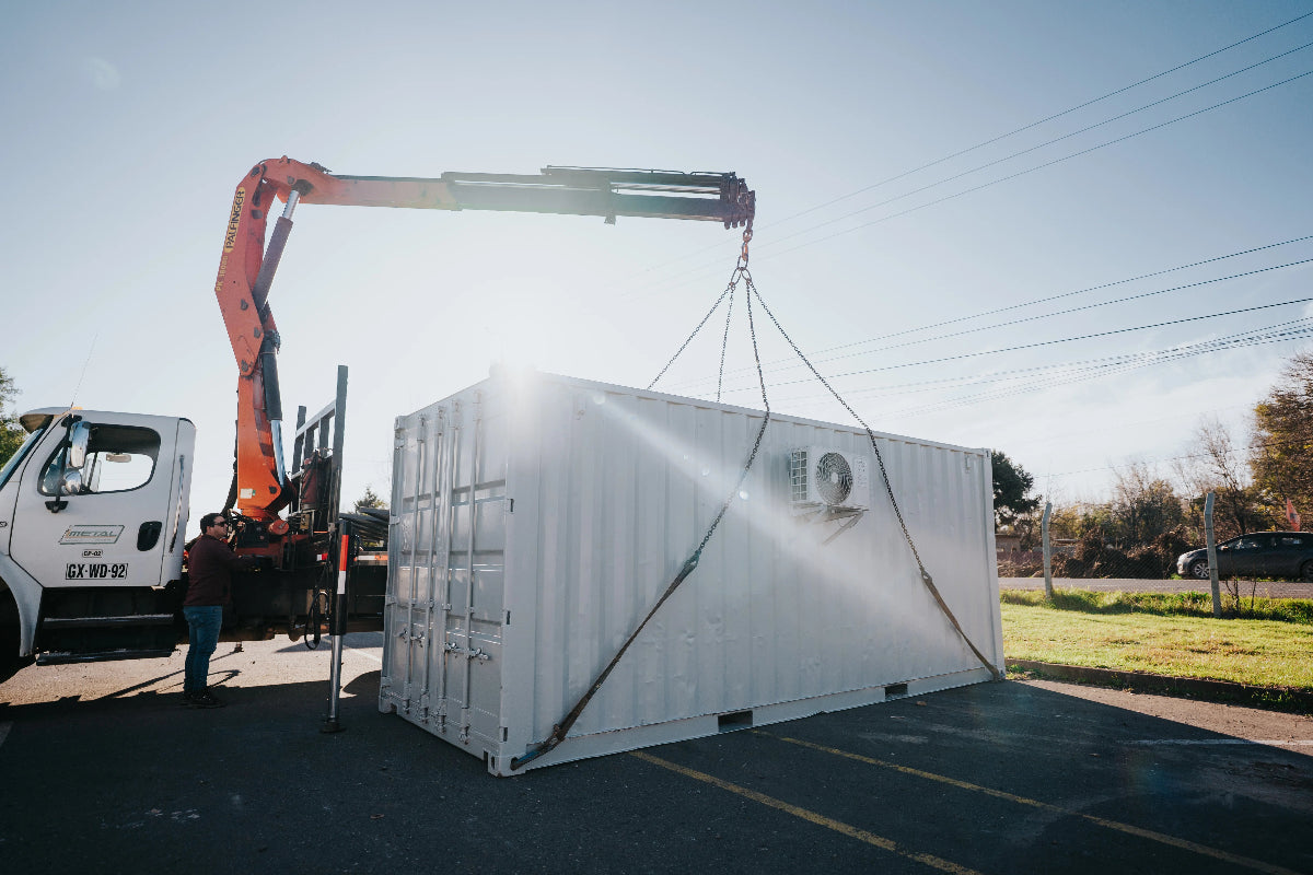 Transporte con Camión Pluma – Sur Containers